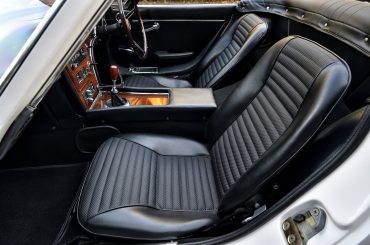 「本物のトヨタ2000GTボンドカーに試乗!!」もはや国宝級だけに運転できただけで幸せです【旧車試乗】 | VAGUE(ヴァーグ)