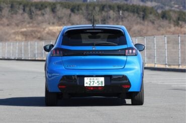 航続距離は400kmに大幅向上！プジョー新型「e-208」欧州発表 最新パワートレインを搭載 | VAGUE(ヴァーグ)
