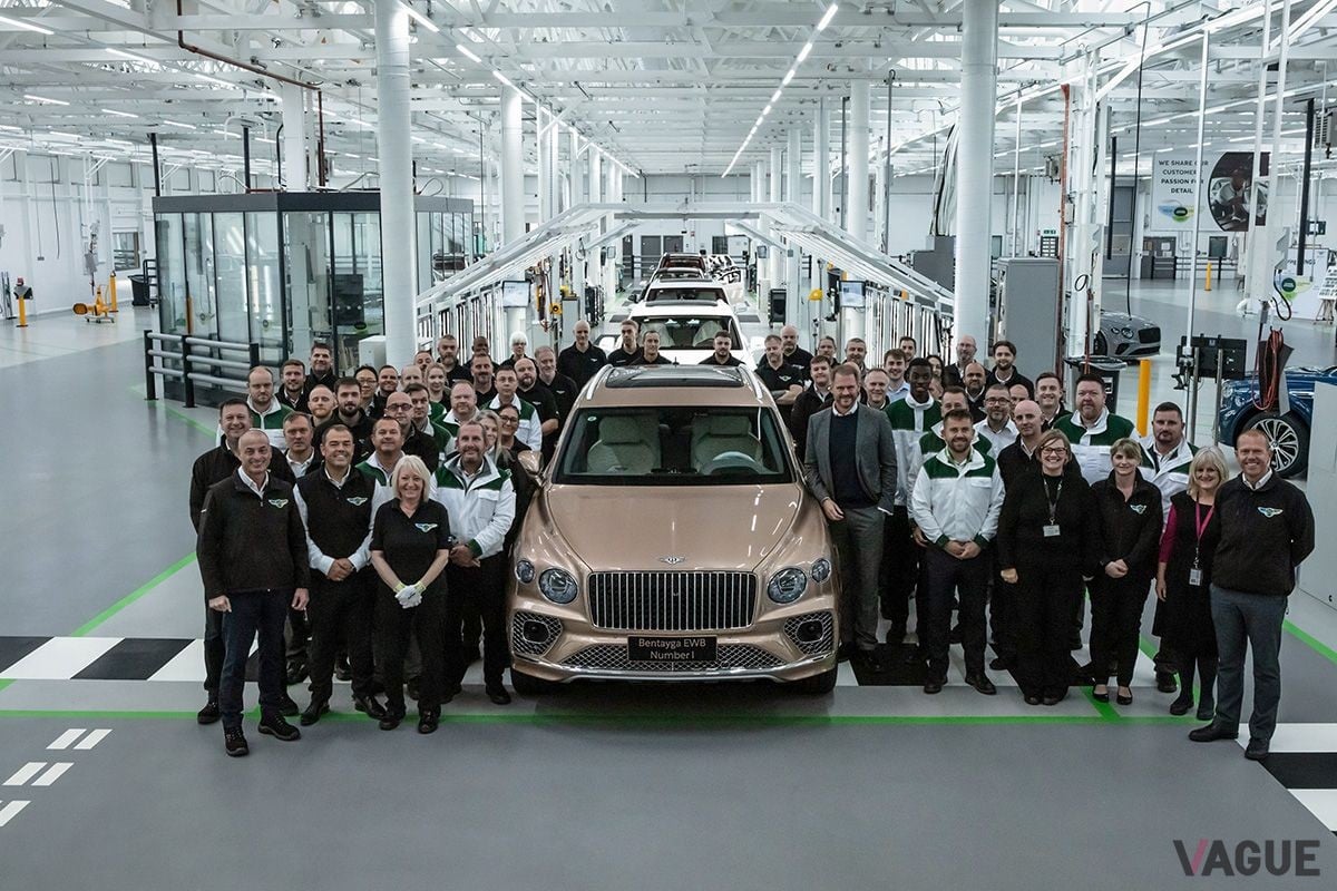 ベントレーの超高級SUV 新型「ベンテイガEWB」量産開始！ ロングホイールベースで最上級の後席を実現 | VAGUE(ヴァーグ)