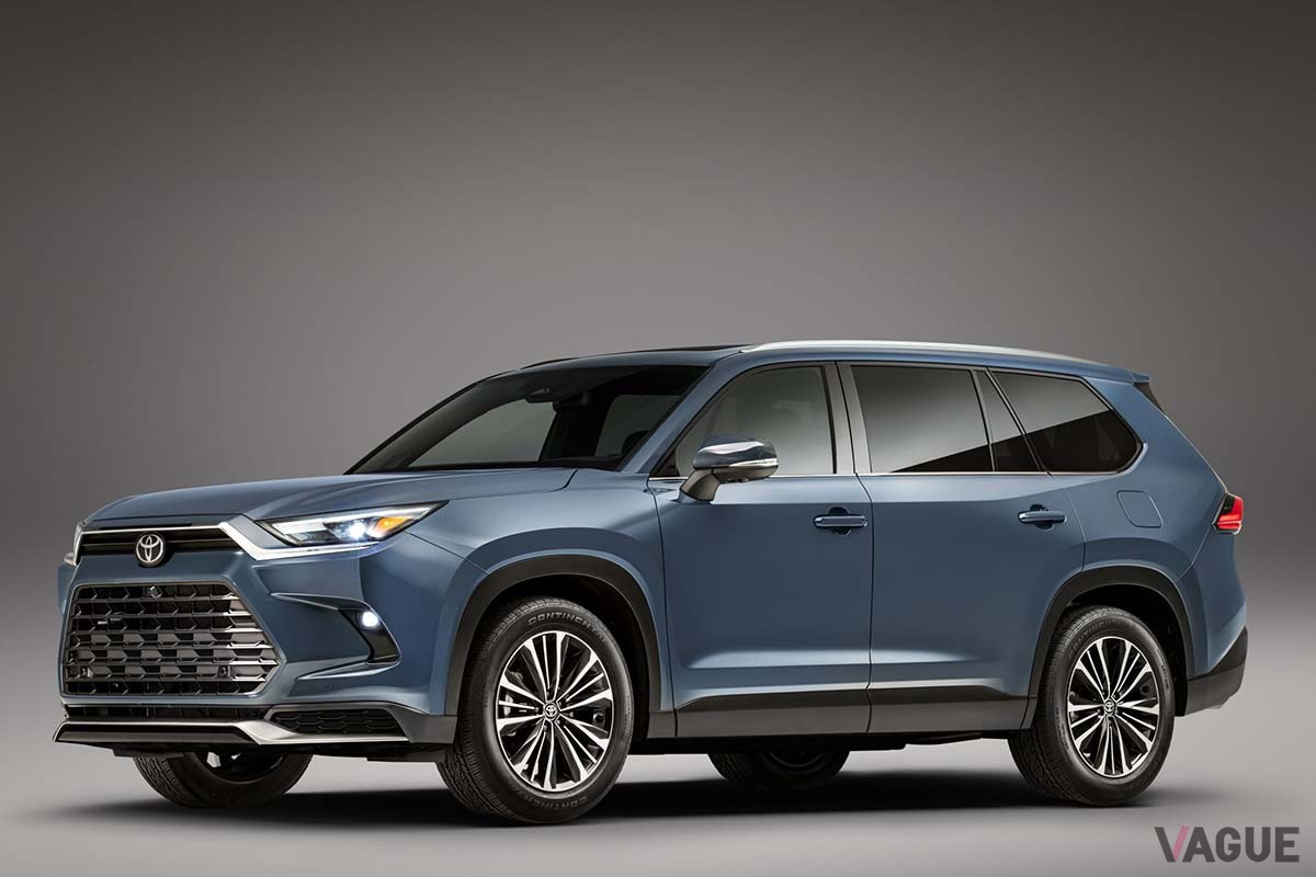 室内広々の3列シートSUV 世界初公開されたトヨタ新型「グランドハイランダー」ってどんなクルマ？ | VAGUE(ヴァーグ)