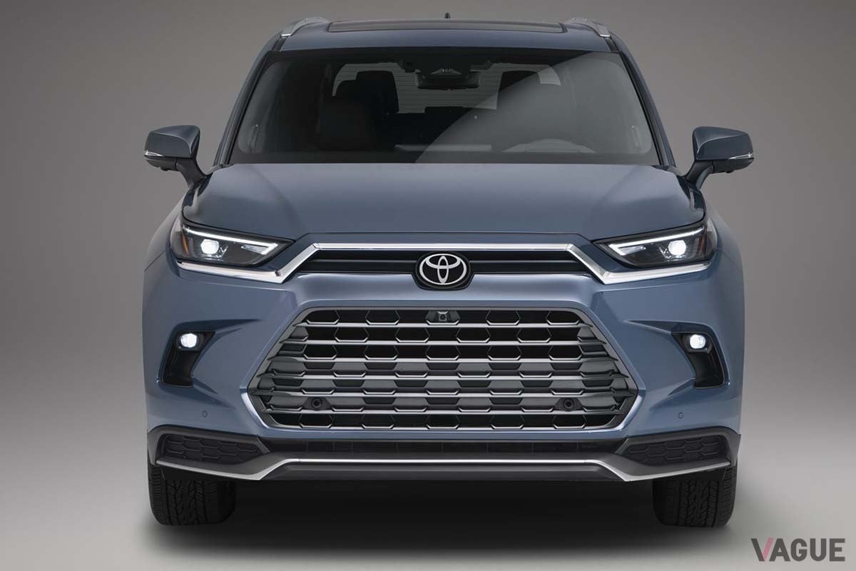 室内広々の3列シートSUV 世界初公開されたトヨタ新型「グランドハイランダー」ってどんなクルマ？ | VAGUE(ヴァーグ)