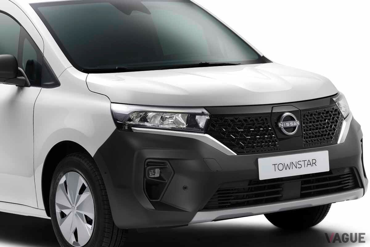 Vモーション顔がカッコいい！ 全長4.9mのロング版ミニバン 日産「タウンスターL2」欧州登場 ベース車はどんなクルマ？ | VAGUE(ヴァーグ)