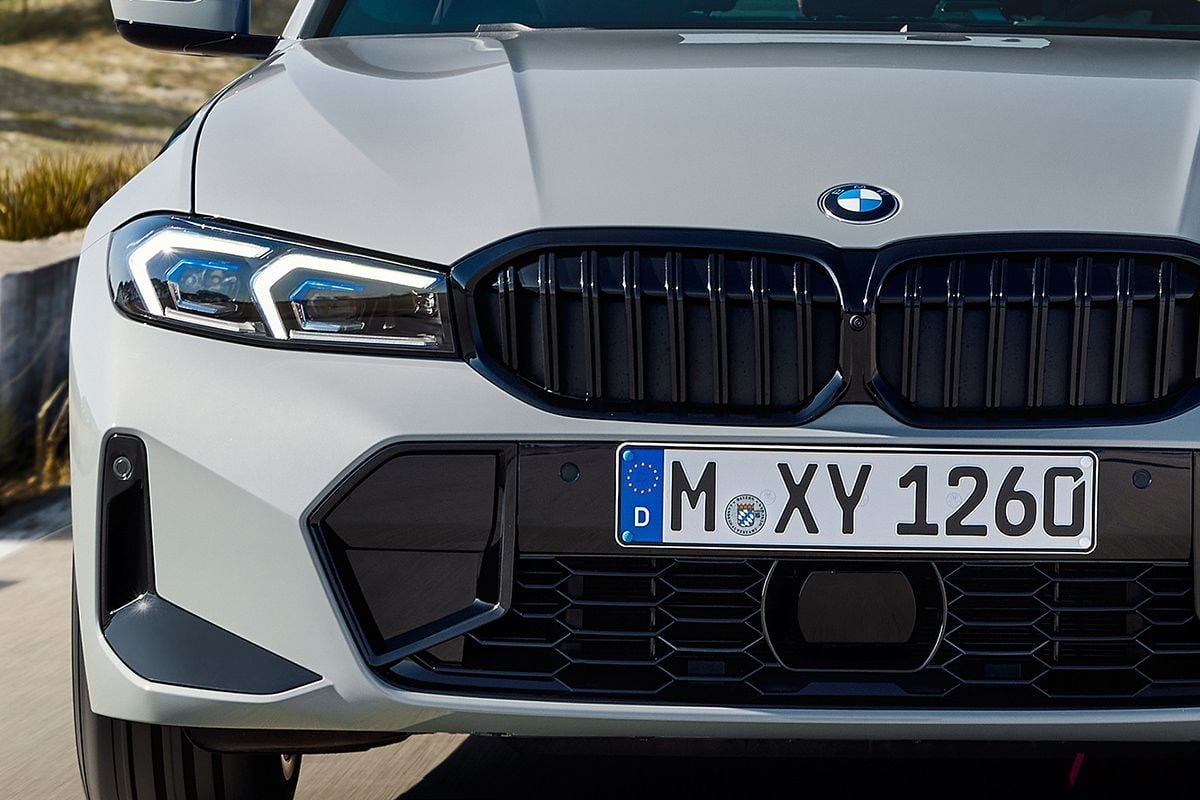 「OK,BMW」で操作可能 BMW新型「3シリーズ」日本登場！改良の見どころは大きく変わったインテリア | VAGUE(ヴァーグ)