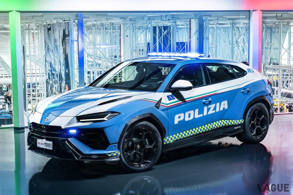 もう誰も逃げられない!? イタリア警察が最高時速306kmの「最強SUVパトカー」を導入 SNSでの反響とは | VAGUE(ヴァーグ) - (2)
