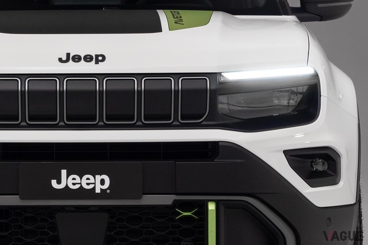 全長4.1m！ ジープ最小コンパクトSUV 新型「アベンジャー4xe」まもなく欧州で発売 オフロードも得意な4WD仕様 | VAGUE(ヴァーグ)