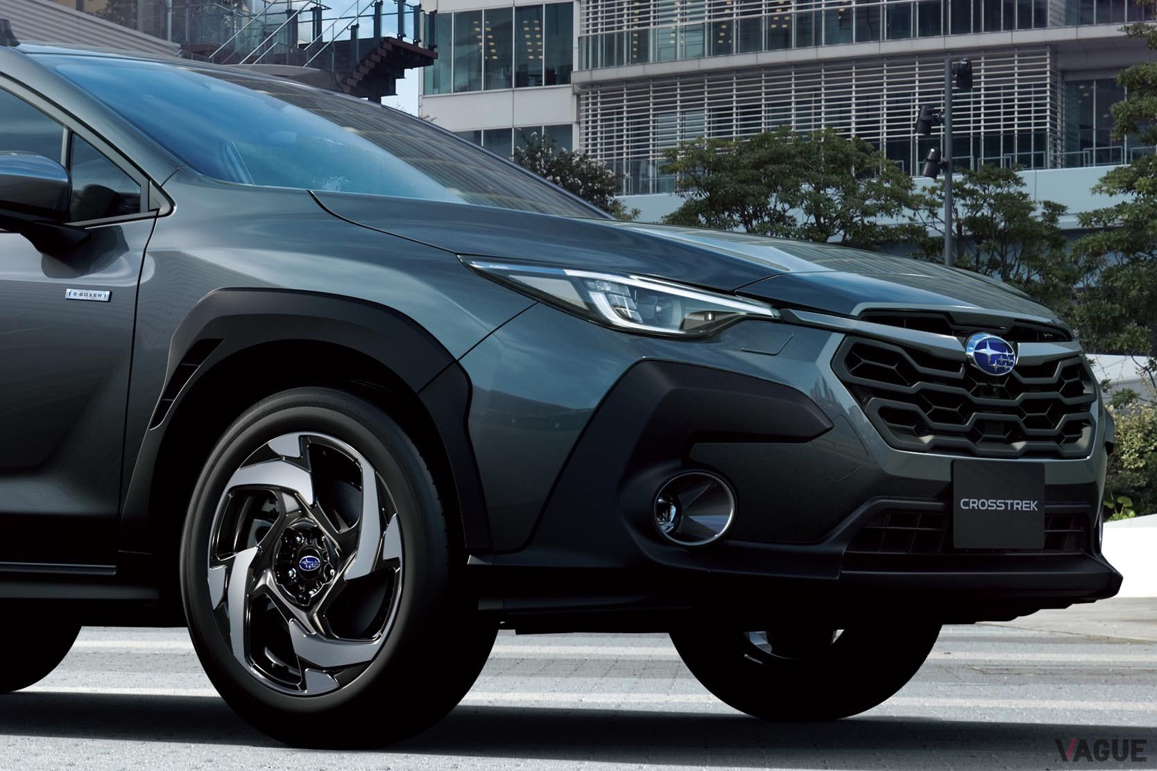 水平対向エンジンとしては驚異的な燃費！ スバルがコンパクトSUV新型「クロストレック」のストロングハイブリッドモデルを発売 | VAGUE(ヴァーグ)