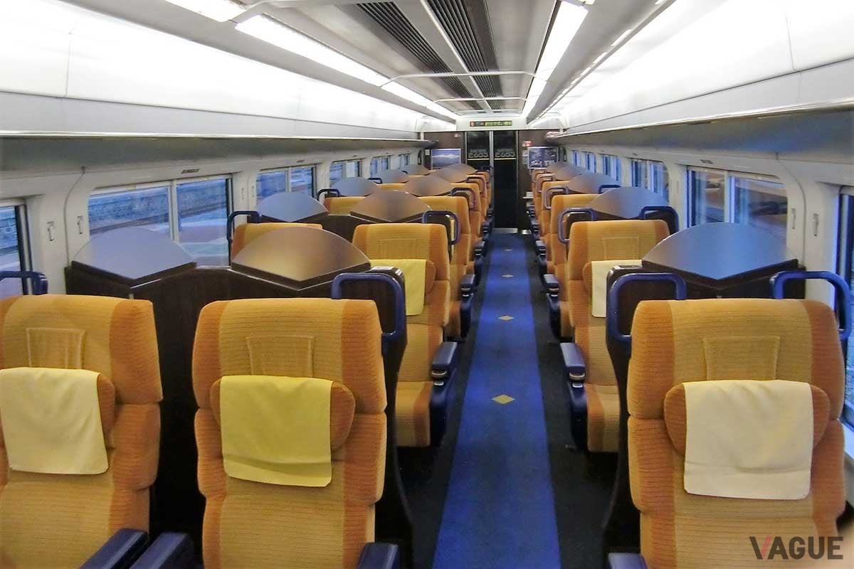 真冬の草津温泉へ優雅に向かう 定期特急よりも豪華編成“グリーン車”付きの臨時特急「草津・四万61号」とは | VAGUE(ヴァーグ) - (2)