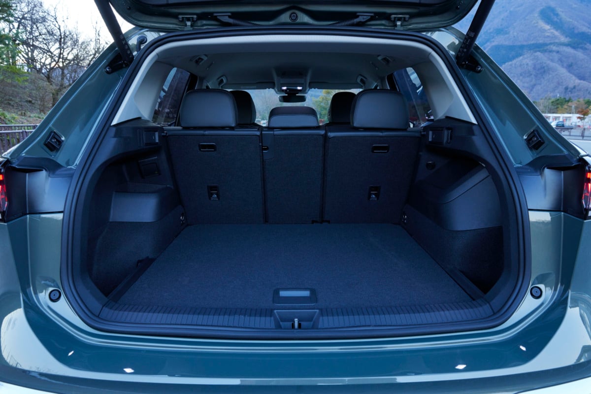 フォルクスワーゲンの新型「ティグアン」とならどこへでも行ける！ 全方位に進化を果たした【コンパクトSUV】の実力とは【PR】 | VAGUE(ヴァーグ) - (2)