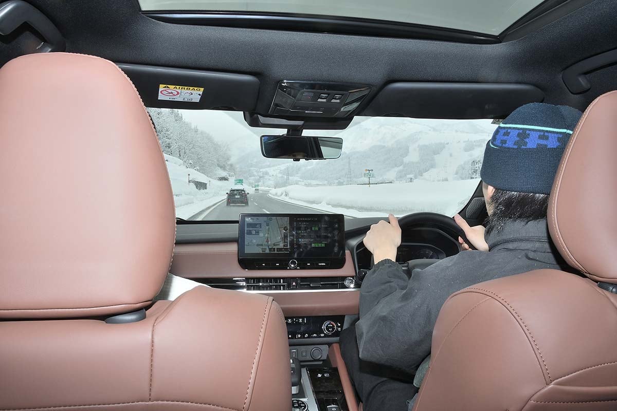 三菱新型「アウトランダーPHEV」ならここまで楽しめる！VAGUE編集部が乗って感じた「ライフスタイルSUV」の深化と真価【PR】 | VAGUE(ヴァーグ) - (2)