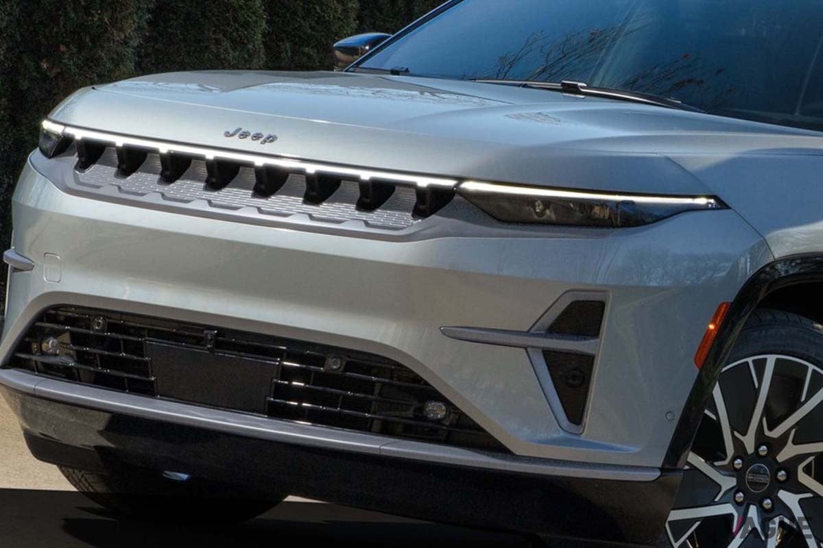 全長4.8mのミドルSUV ジープ初のグローバルEV「ワゴニアS」米国市場で登場！ 気になる新グレードの魅力とは | VAGUE(ヴァーグ) - (2)