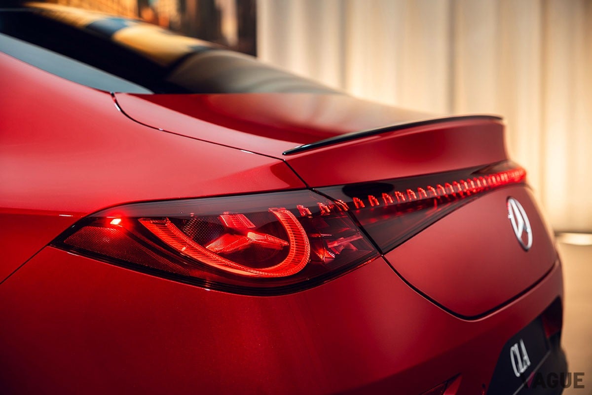 まるで小さな“Sクラス”!? メルセデス・ベンツのコンパクト4ドアクーペ新型「CLA」 の実力とは 気になる日本導入のタイミングは？ | VAGUE(ヴァーグ)