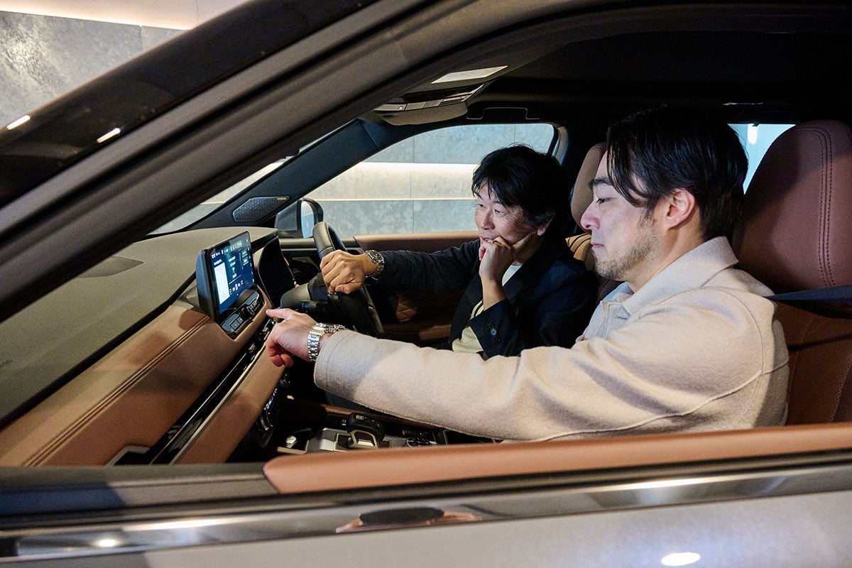 フルメタルG-SHOCKは大人の嗜好品!? 「クルマ好きと時計好き」が考える次世代G-SHOCKの魅力とは【PR】 | VAGUE(ヴァーグ)