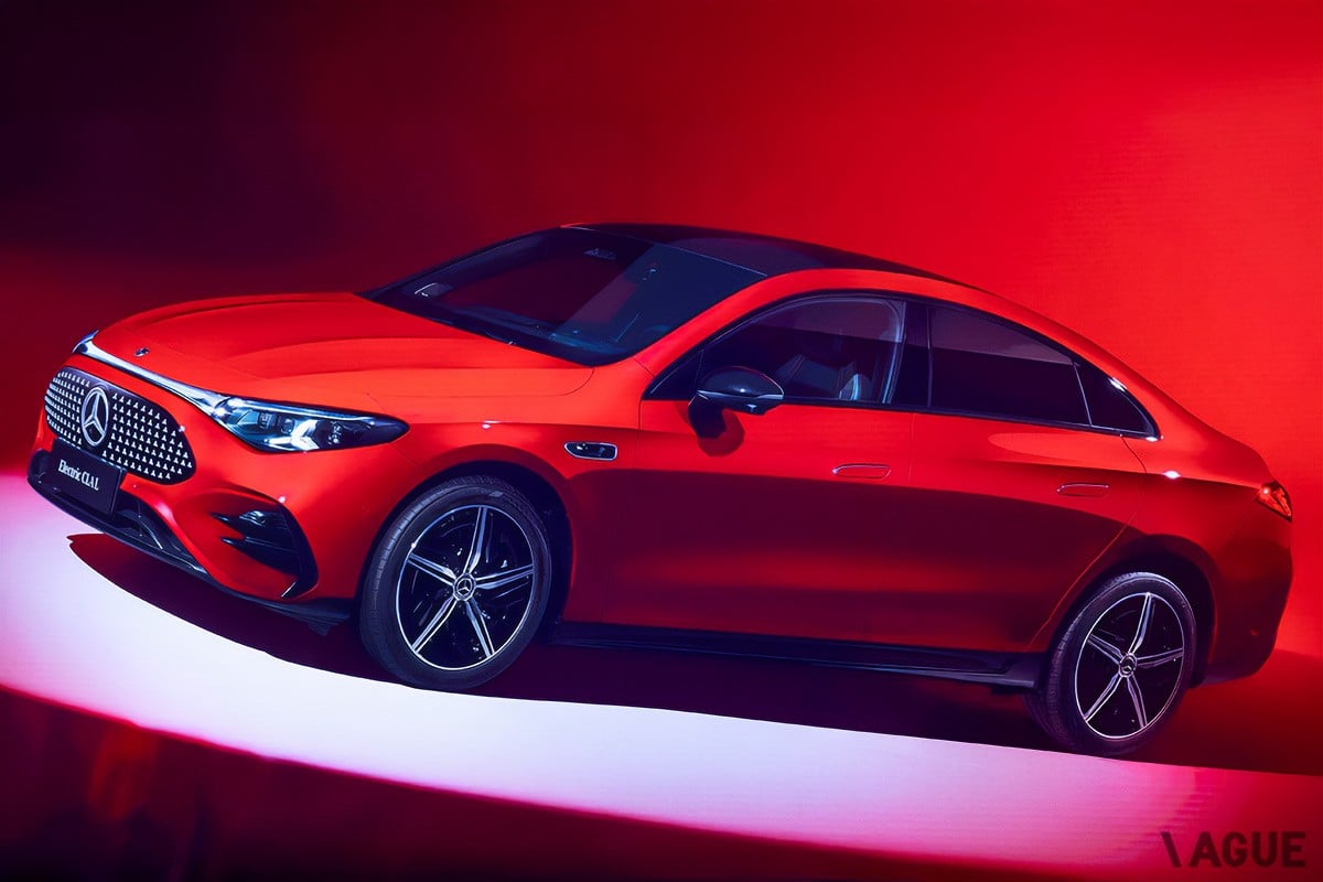 “Cクラスより長いCLA”が世界初公開！メルセデス・ベンツ新型「CLA L」登場 ホイールベースを75mm延長した人気4ドアクーペのロング版とは | VAGUE(ヴァーグ)