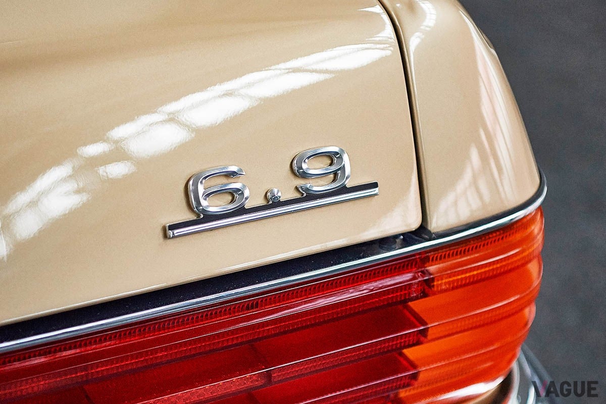 50年前の“世界最速セダン”は初代Sクラスだった!? 伝説のメルセデス・ベンツ「450 SEL 6.9」とは | VAGUE(ヴァーグ)
