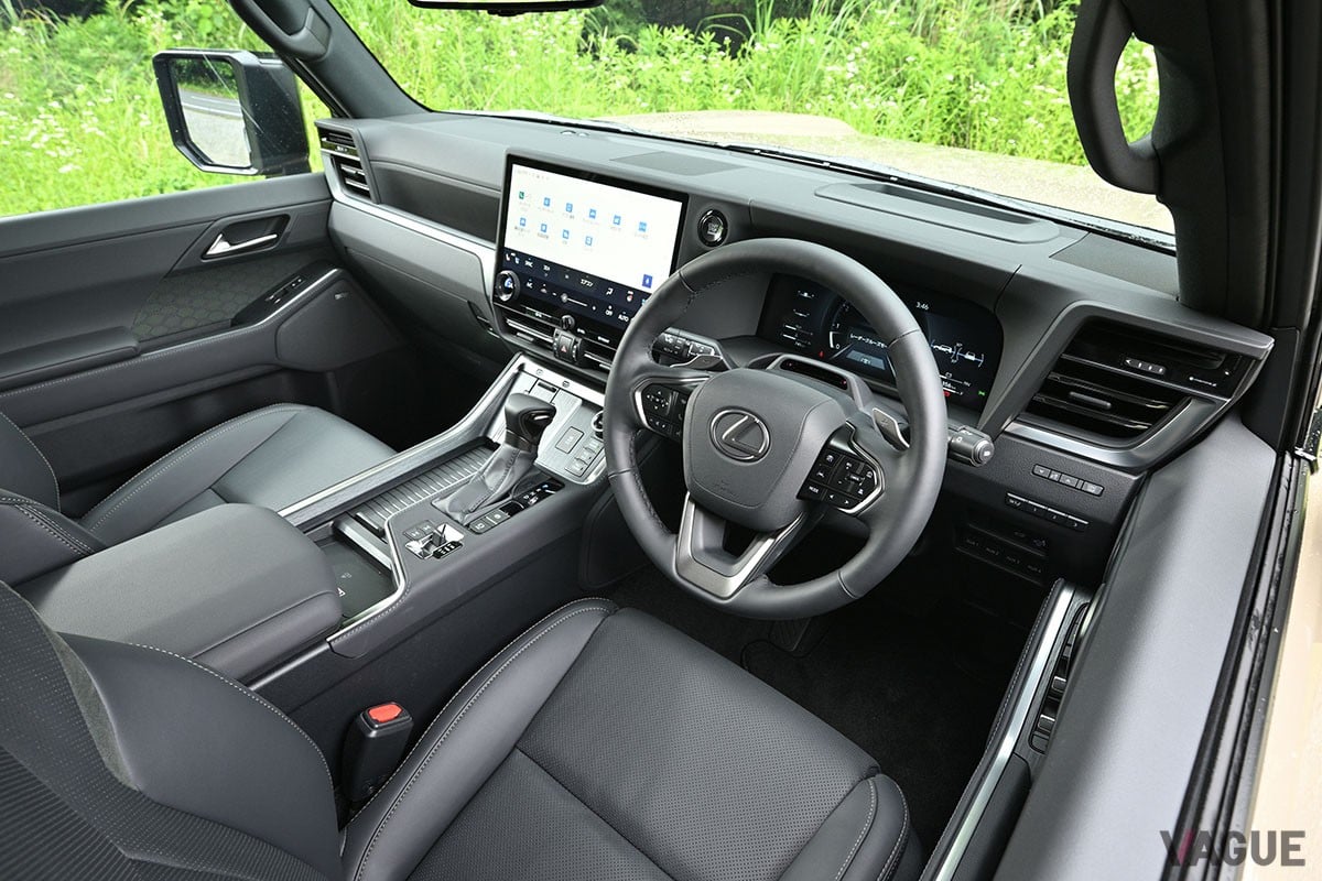 レクサスの本格オフローダー「GX」は“ランクル250”と何が違う？ 心臓部は“ランクル300”と同じ！ 乗って分かった人気SUVからの変化とは | VAGUE(ヴァーグ)