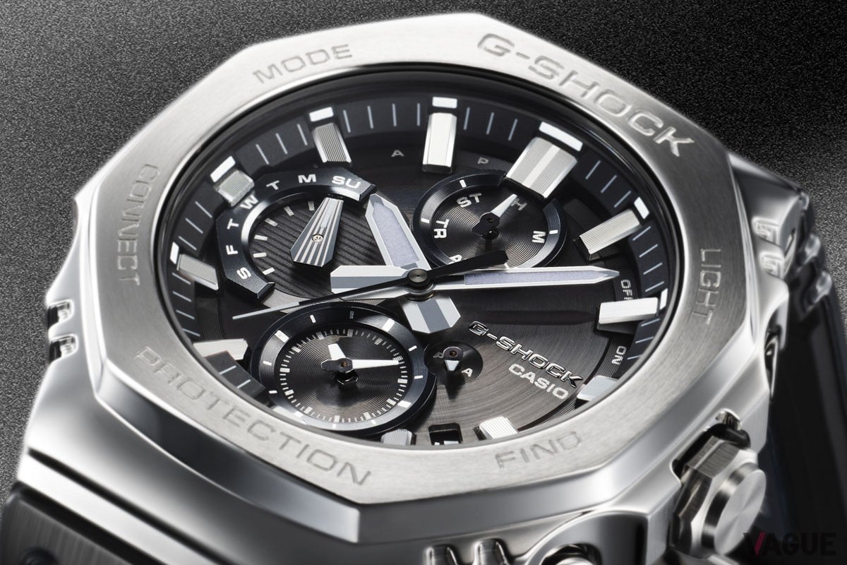 重厚×軽快――フルメタル×シリコーンで進化したG-SHOCK「GMC-B2100Y」が魅せるクロノグラフの新境地とは | VAGUE(ヴァーグ)