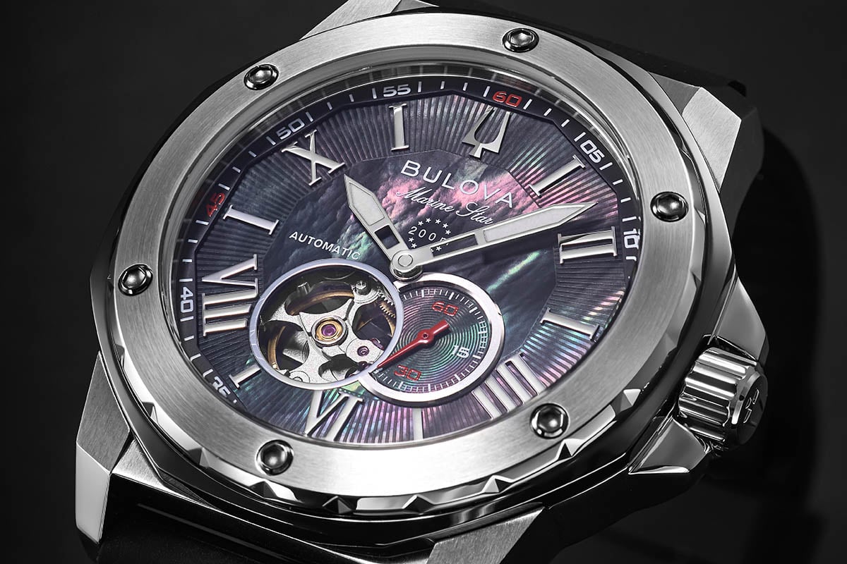 マザー・オブ・パールが詩情豊かに輝く――大人の夜を彩るブローバ「マリンスター」日本限定モデルの魅力とは【PR】 | VAGUE(ヴァーグ)